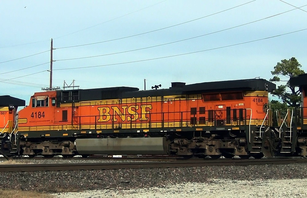 BNSF 4184